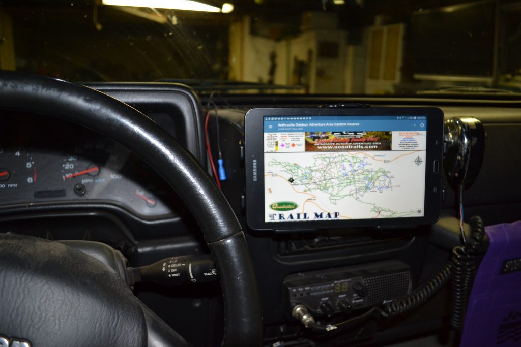 ProClip Tablet Mount in a 2005 LJ – SWBCrawler