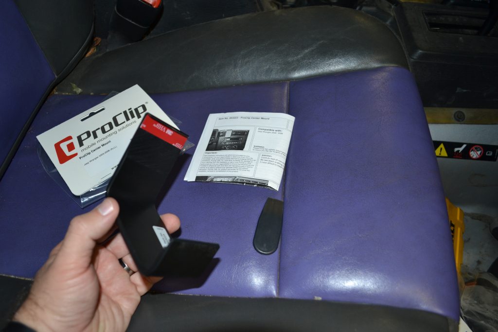 ProClip Tablet Mount in a 2005 LJ – SWBCrawler